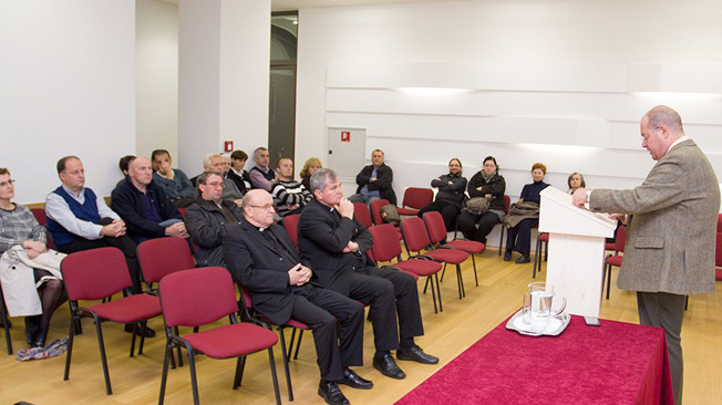 | Ivo Banac održao predavanje “Komunizam i hrvatska povijest”