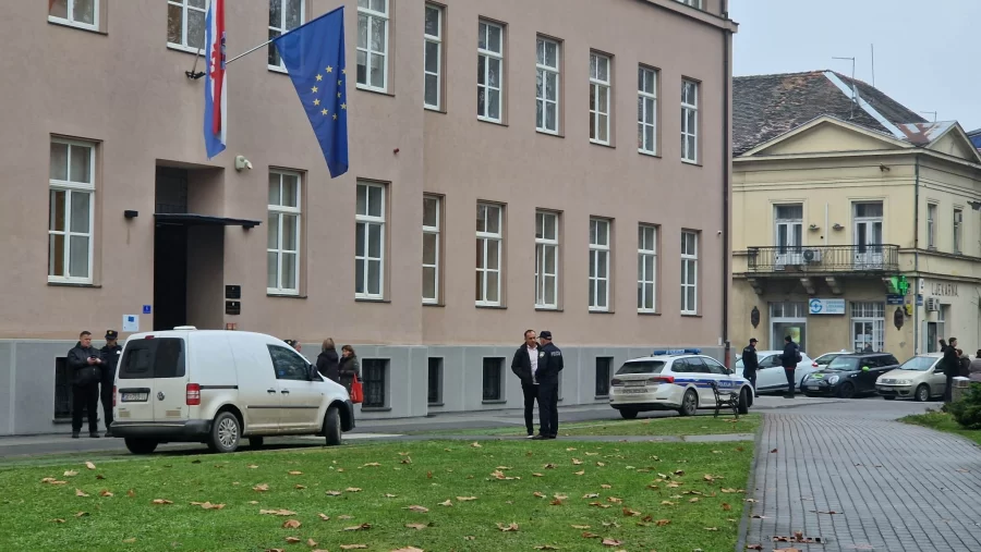 | Županijski sud u Sisku i Općinski sud u Kutini zaprimili dojave o bombi | Županijski sud u Sisku i Općinski sud u Kutini zaprimili dojave o bombi