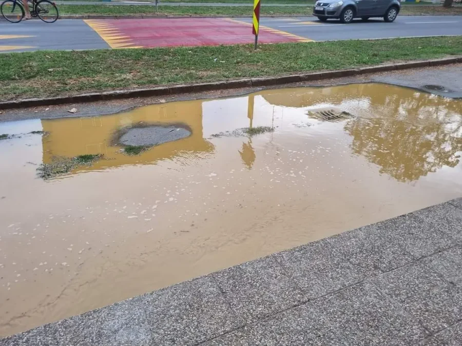 | Sisački HDZ: Deseci lomova vodovodnih cijevi, a Siščani sve plaćaju