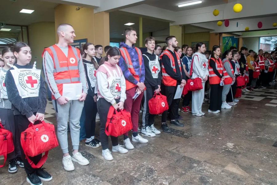 | OŠ Braća Ribar i SS Viktorovac idu na međužupanijsko natjecanje ...